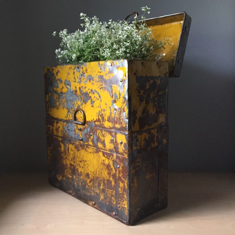 Industrial Metal Box. – Upcycle Vintage